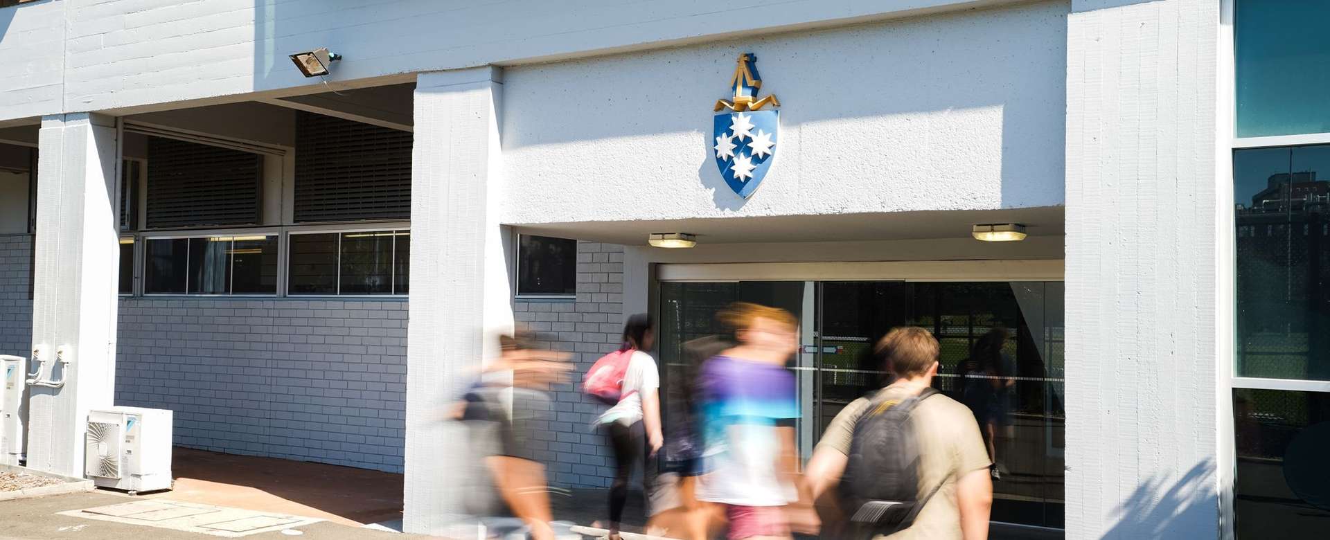 Live at New College | Join our vibrant community in 2022 - New College UNSW